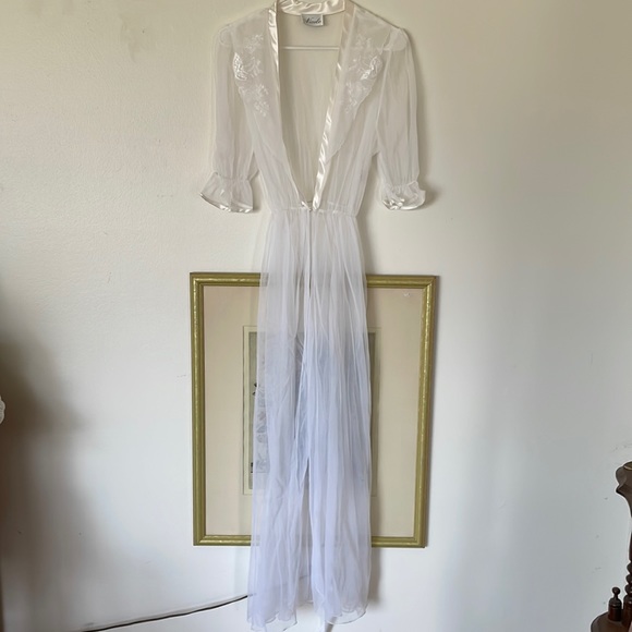Nicole | Intimates & Sleepwear | Vintage Nicole Shear Maxi White Robe ...